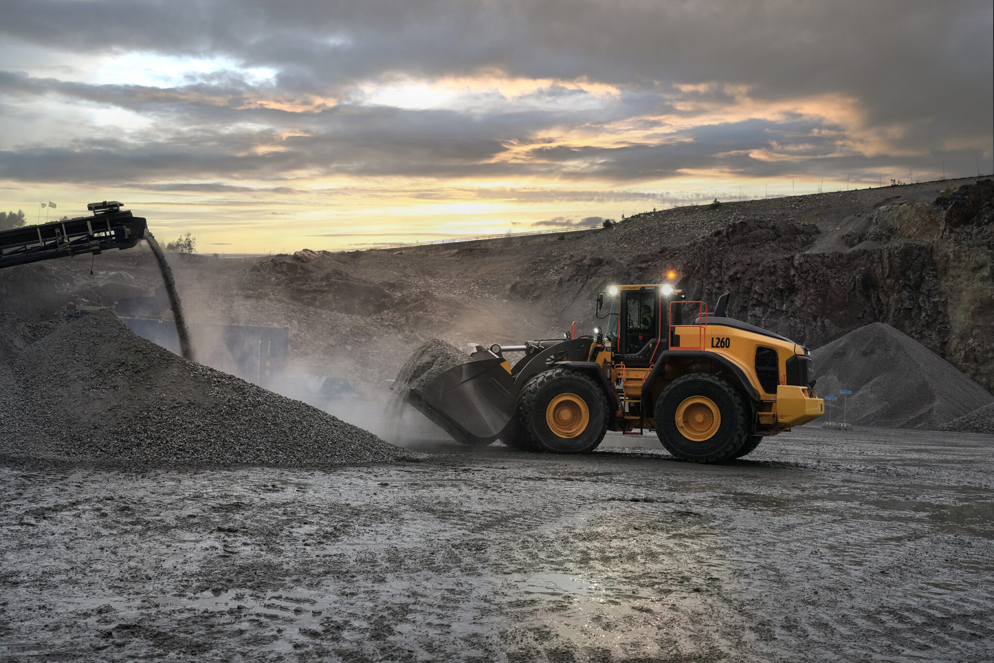 Volvo CE unveils the L260: A bold new vision for wheel loaders - Africa ...