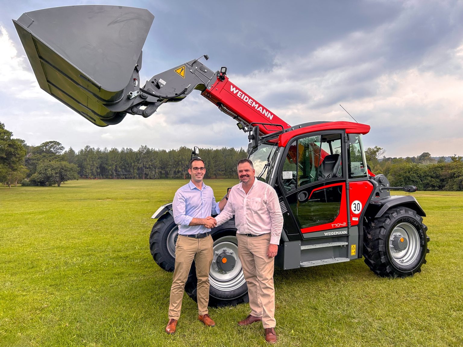 Wacker Neuson brings Weidemann to Africa with the debut of the T7042 ...